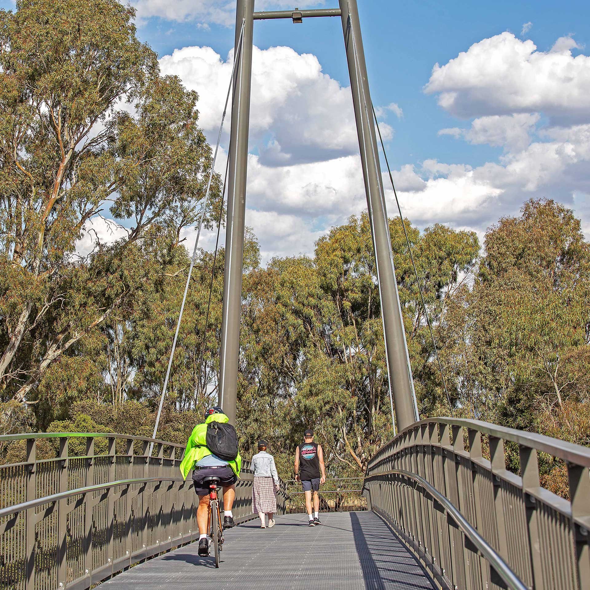 Hamilton Street Pedestrian Bridge, Horsham | Portfolio | FORGE