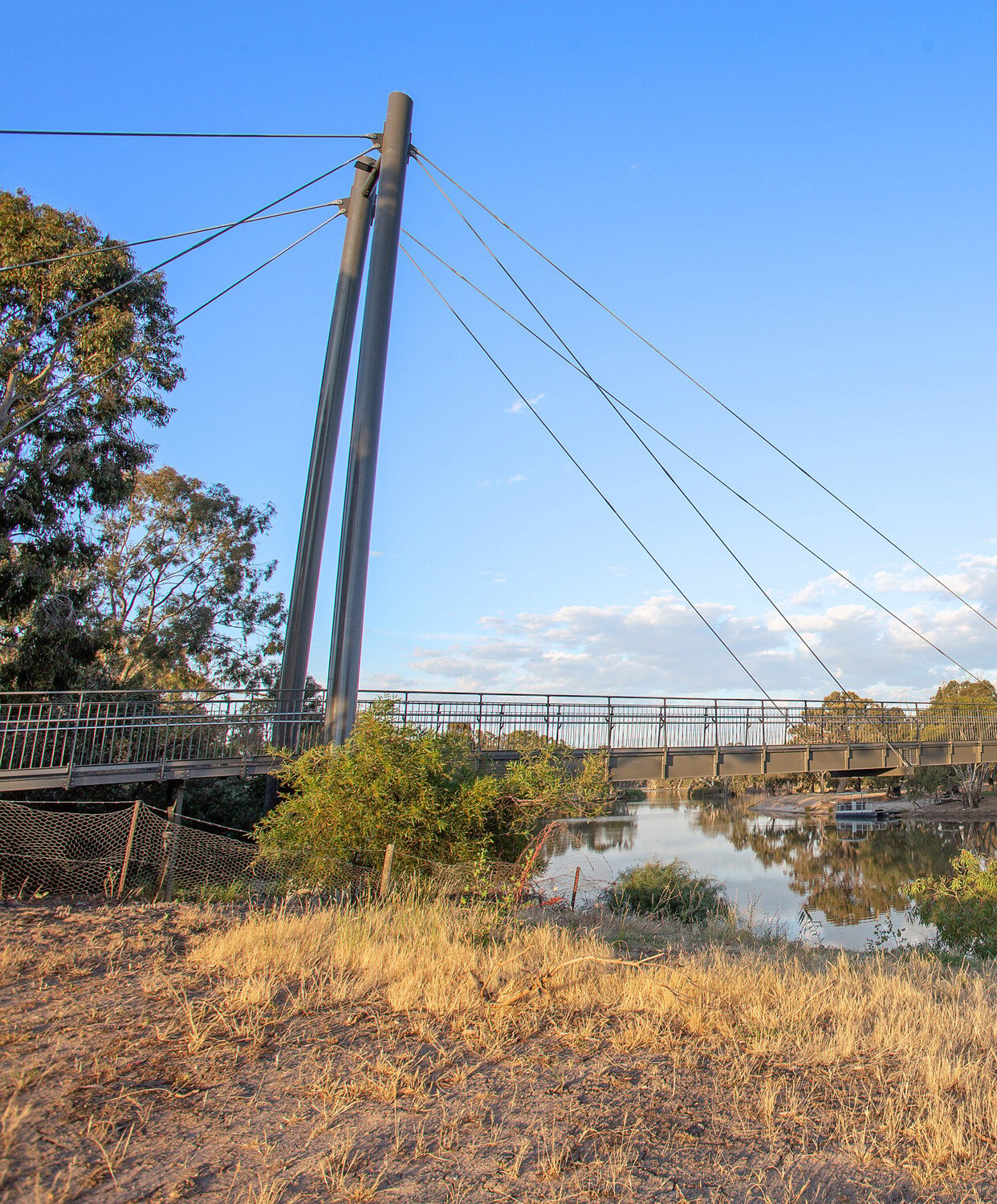 Hamilton Street Pedestrian Bridge, Horsham | Portfolio | FORGE